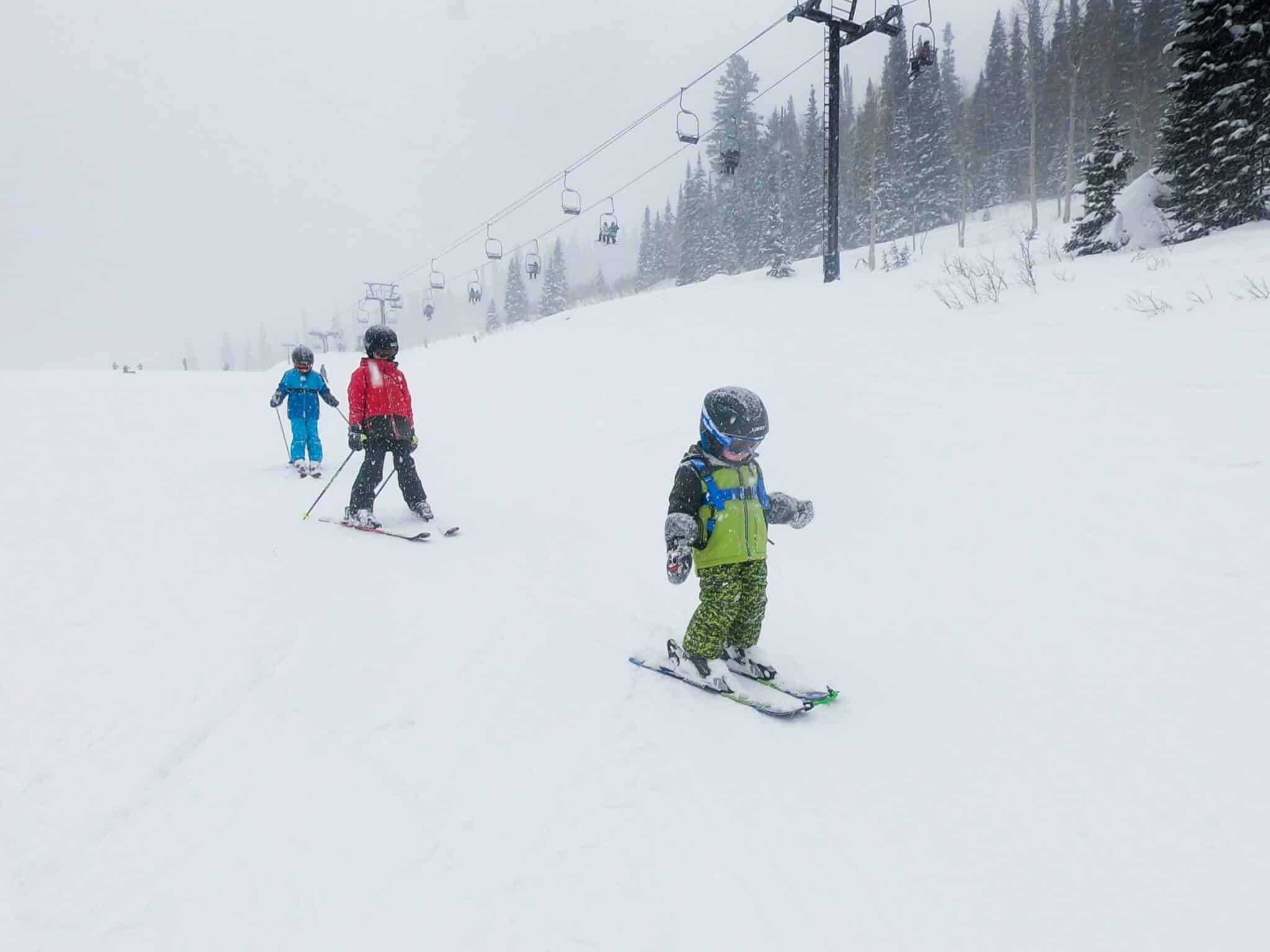 10 Things Parents Must Teach Their Kids About Skiing Responsibly ...