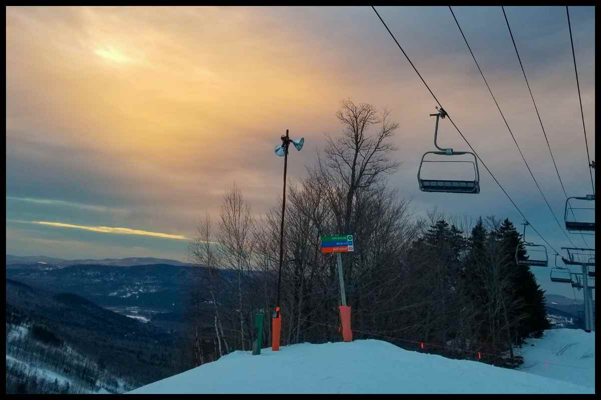 17 Best Ski Resorts For Beginners in the United States - Skiing Kids