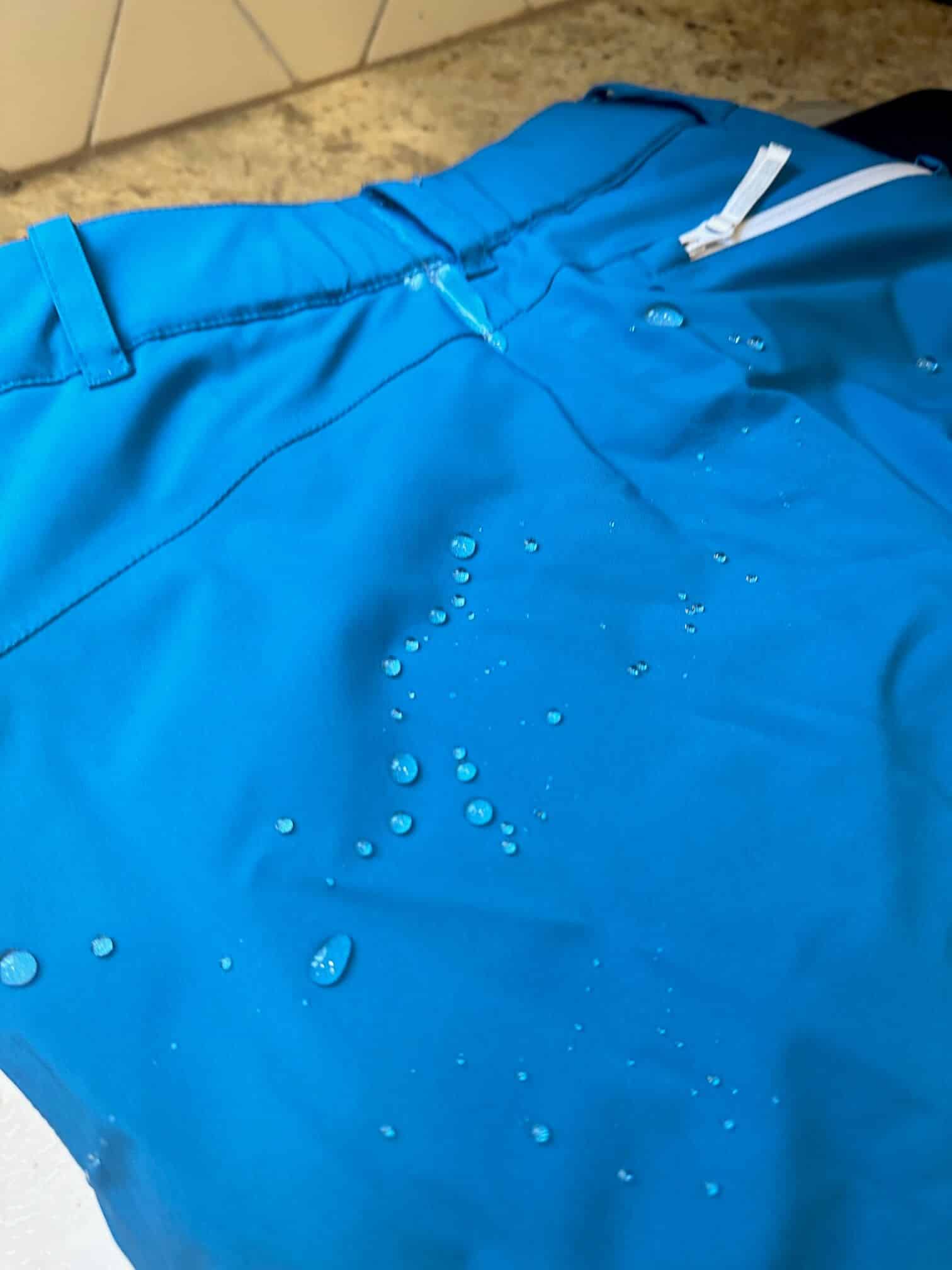 How To Waterproof Ski Clothing: A Step By Step Guide - Skiing Kids